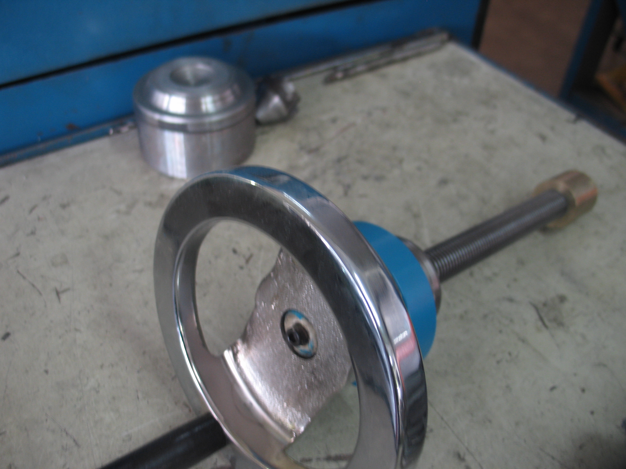 SERVIÇO DE USINAGEM FUSO E PORCA PARA MÁQUINAS OPERATRIZES - PLACEMAQ