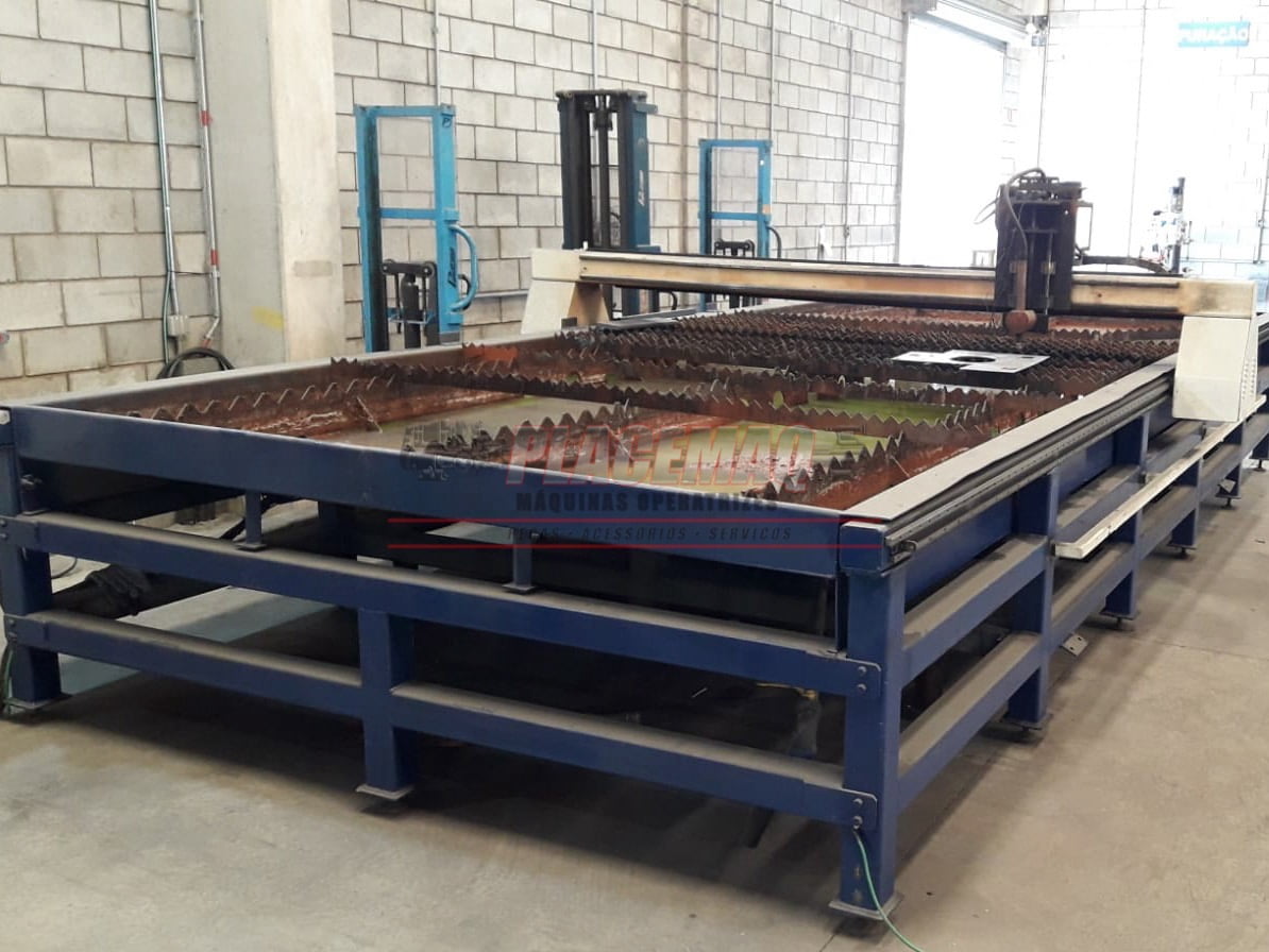 MÁQUINA DE CORTE A PLASMA E OXICORTE CNC - HYPERTHERM - 3.000 x 6.000MM